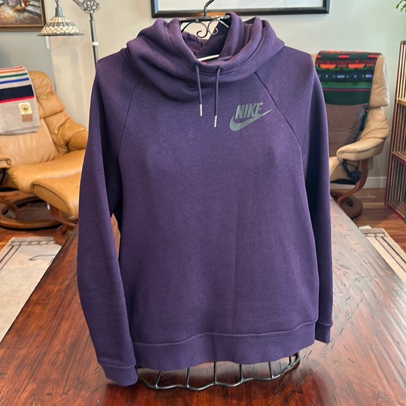 Nike | Tops | New Nike Deep Purple Hoodie Great Hood And Side Pockets ...